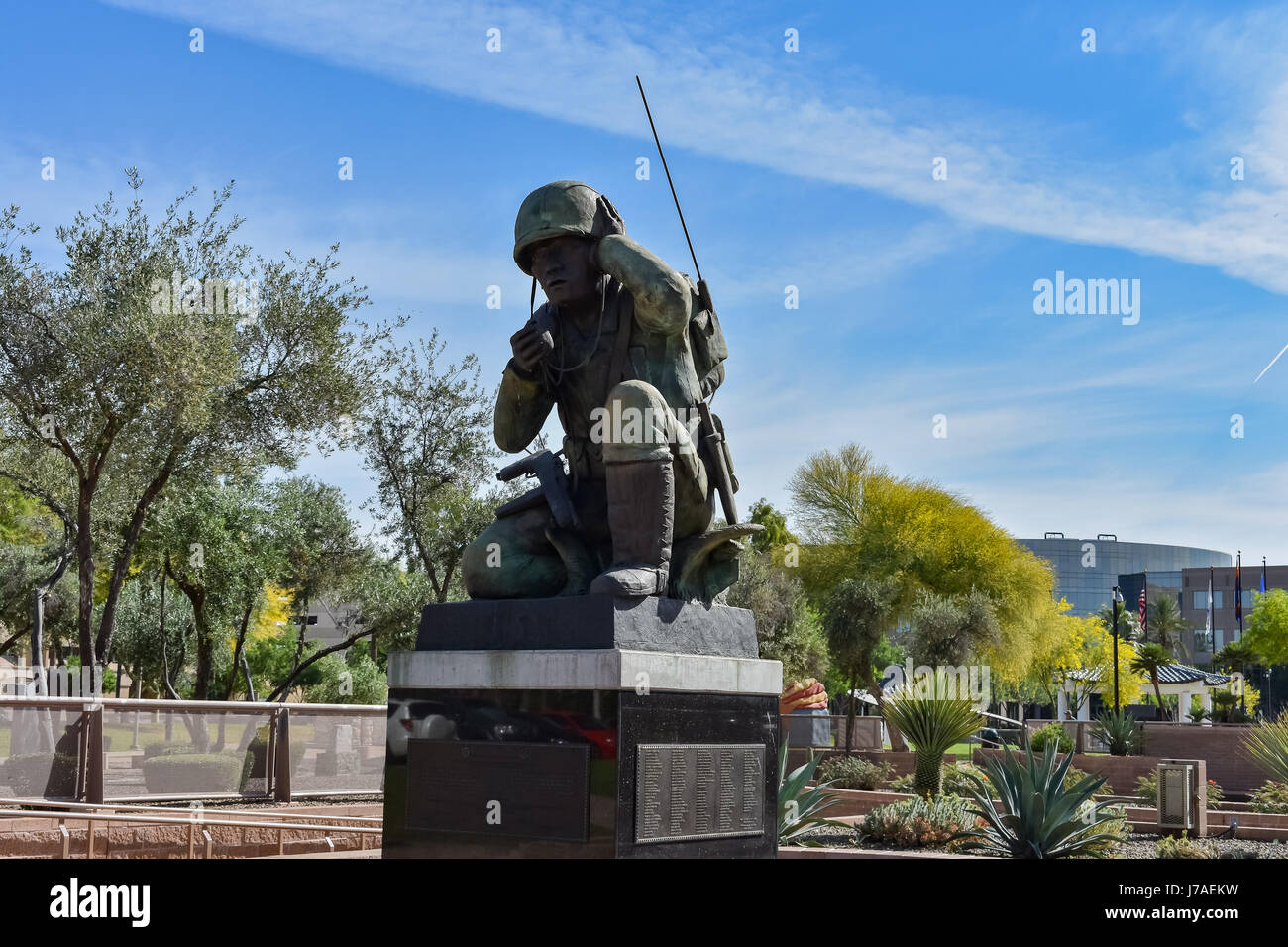 Phoenix statue bronze hi-res stock photography and images - Alamy