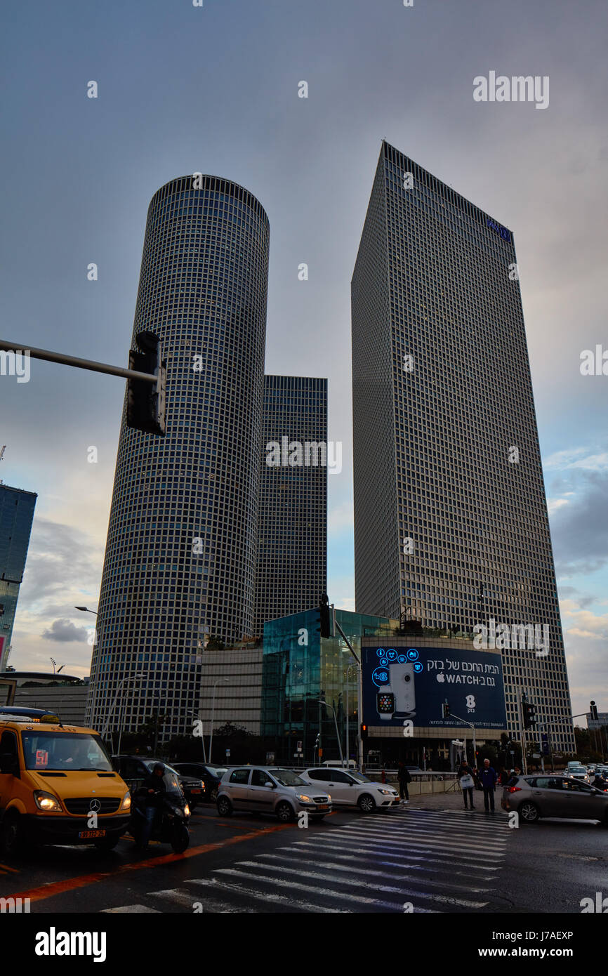 Azrieli Mall High Resolution Stock Photography and Images - Alamy
