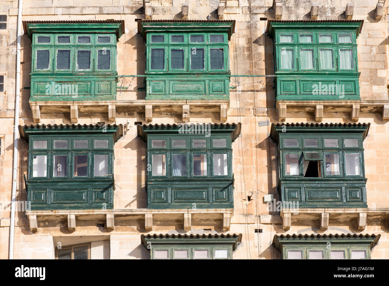 Valletta, capital of Malta, typical, wood-clad balconies, bay windows ...