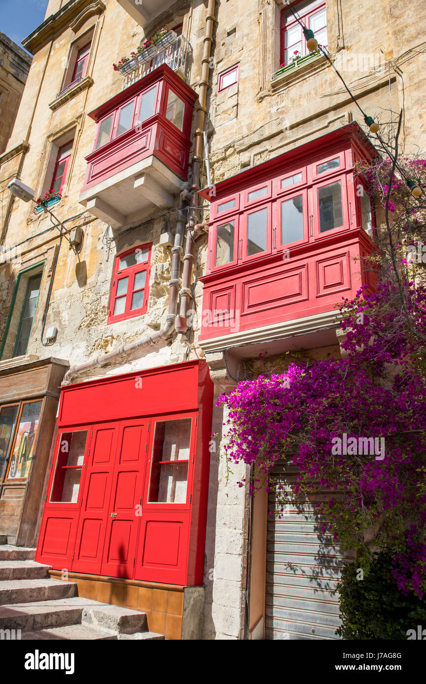 Valletta, capital of Malta, typical, wood-clad balconies, bay windows ...