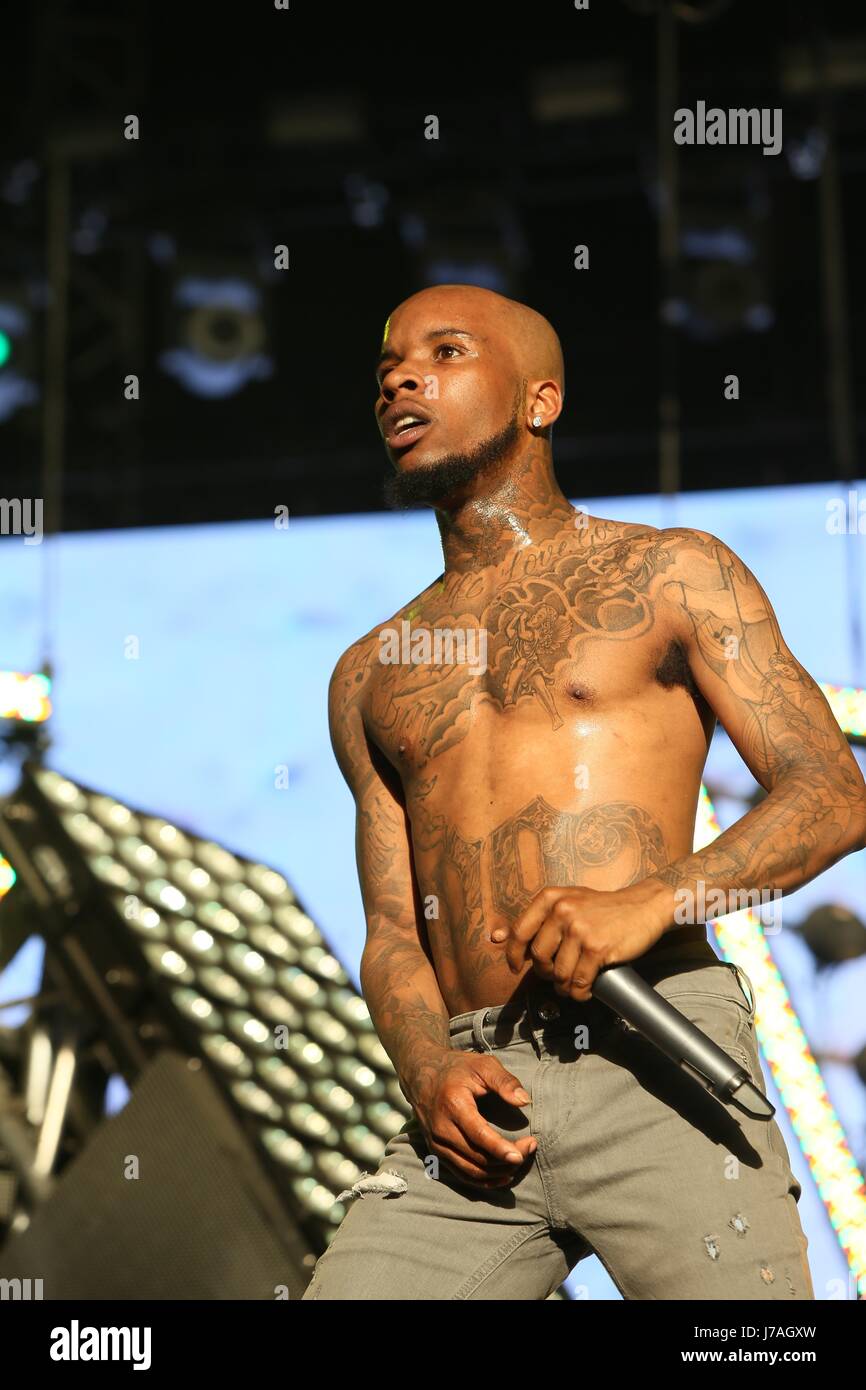 Tory lanez hi-res stock photography and images - Alamy