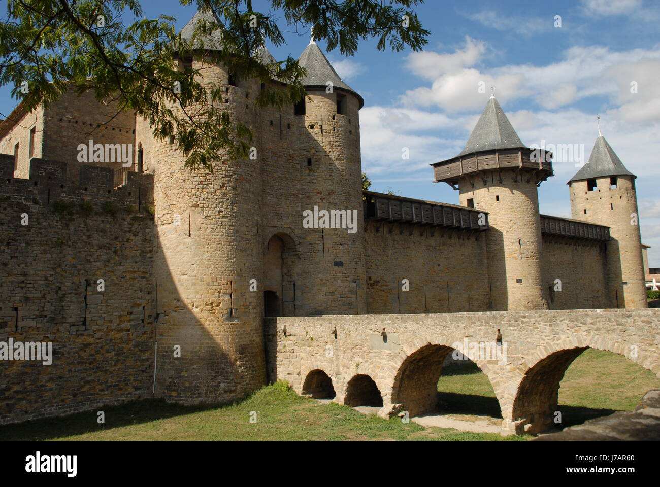 historical france fortress building chateau castle old buildings tower ...
