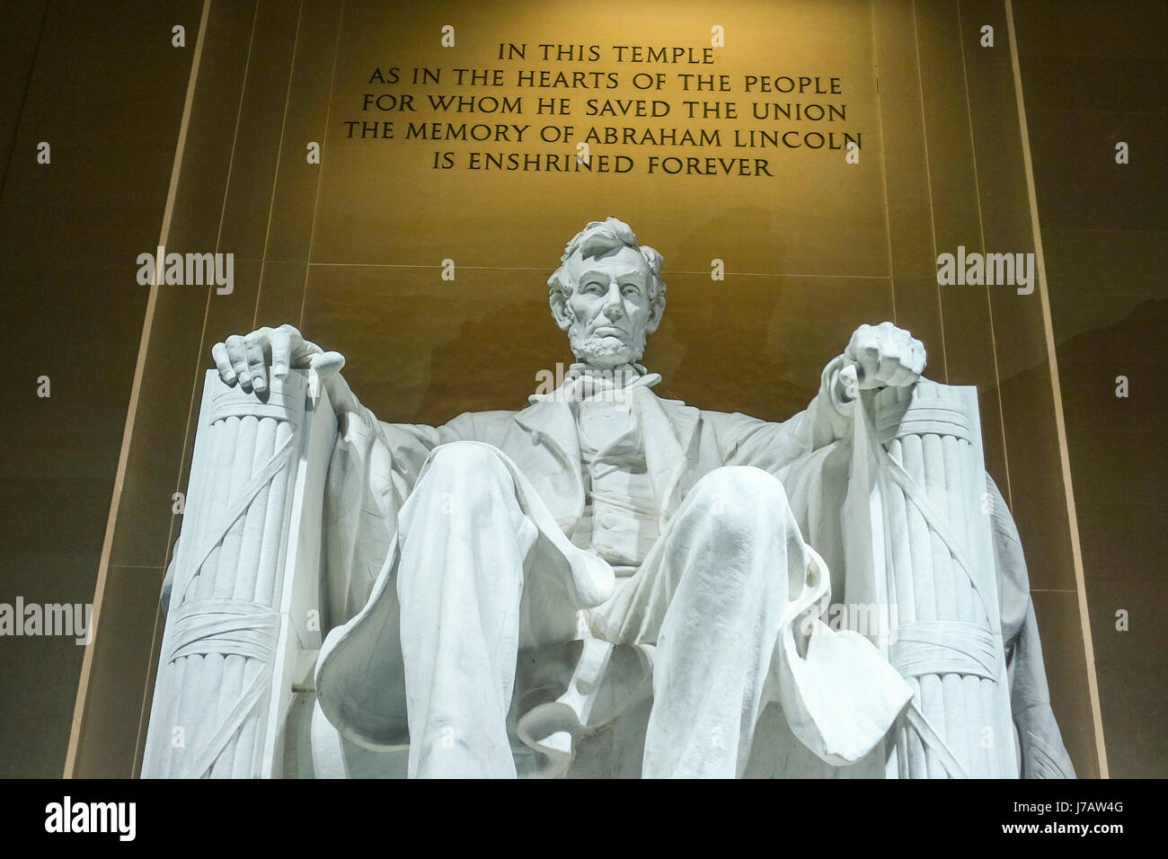 Abraham Lincoln Statue in Washington DC - The Lincoln Memorial Stock ...