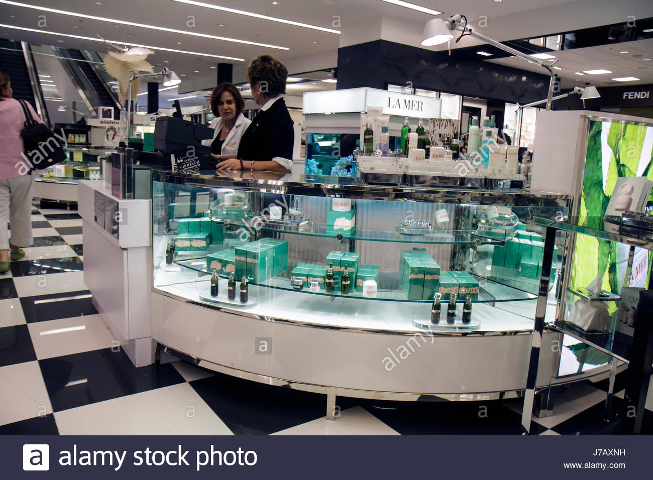 Cosmetics Counter Shop Stock Photos & Cosmetics Counter Shop Stock ...
