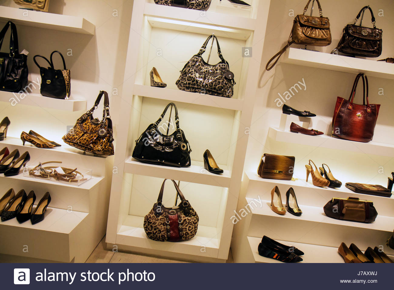 Dadeland Mall Stock Photos & Dadeland Mall Stock Images - Alamy