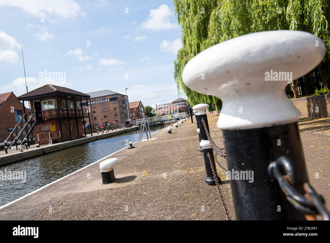 Lock market garden hi-res stock photography and images - Alamy