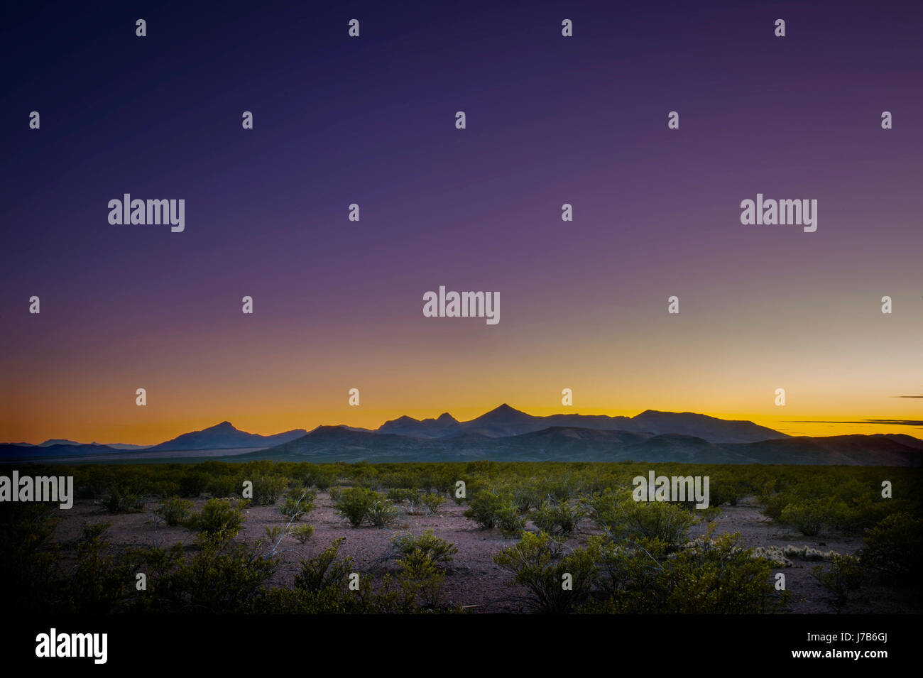 Beautiful mountain range sunrise colors hi-res stock photography and ...