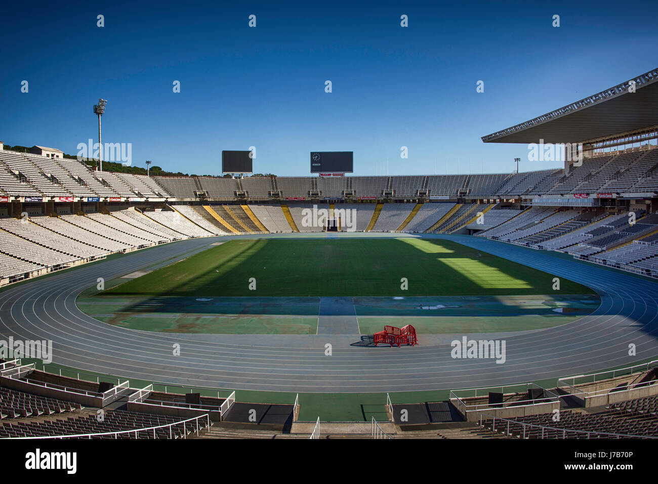 Barcelona olympic stadium 1992 hi-res stock photography and images - Alamy