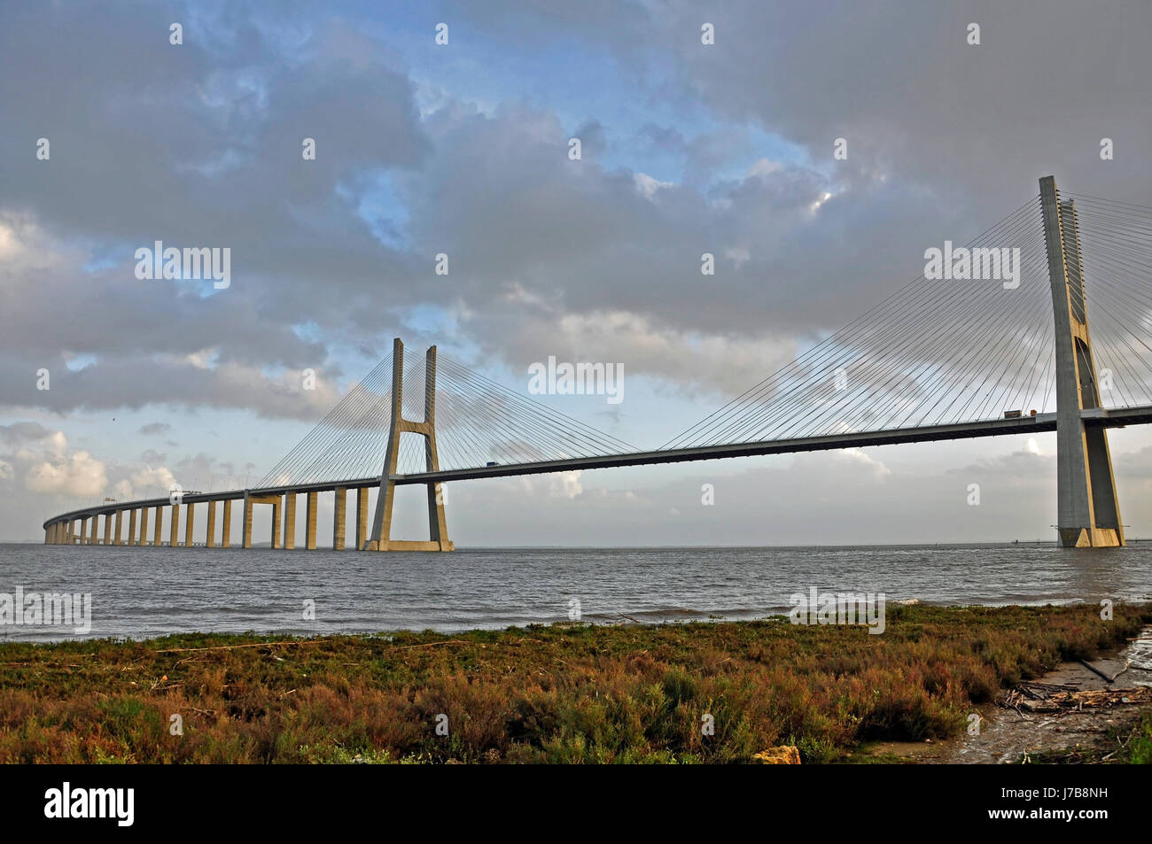 objects travel big large enormous extreme powerful imposing immense ...