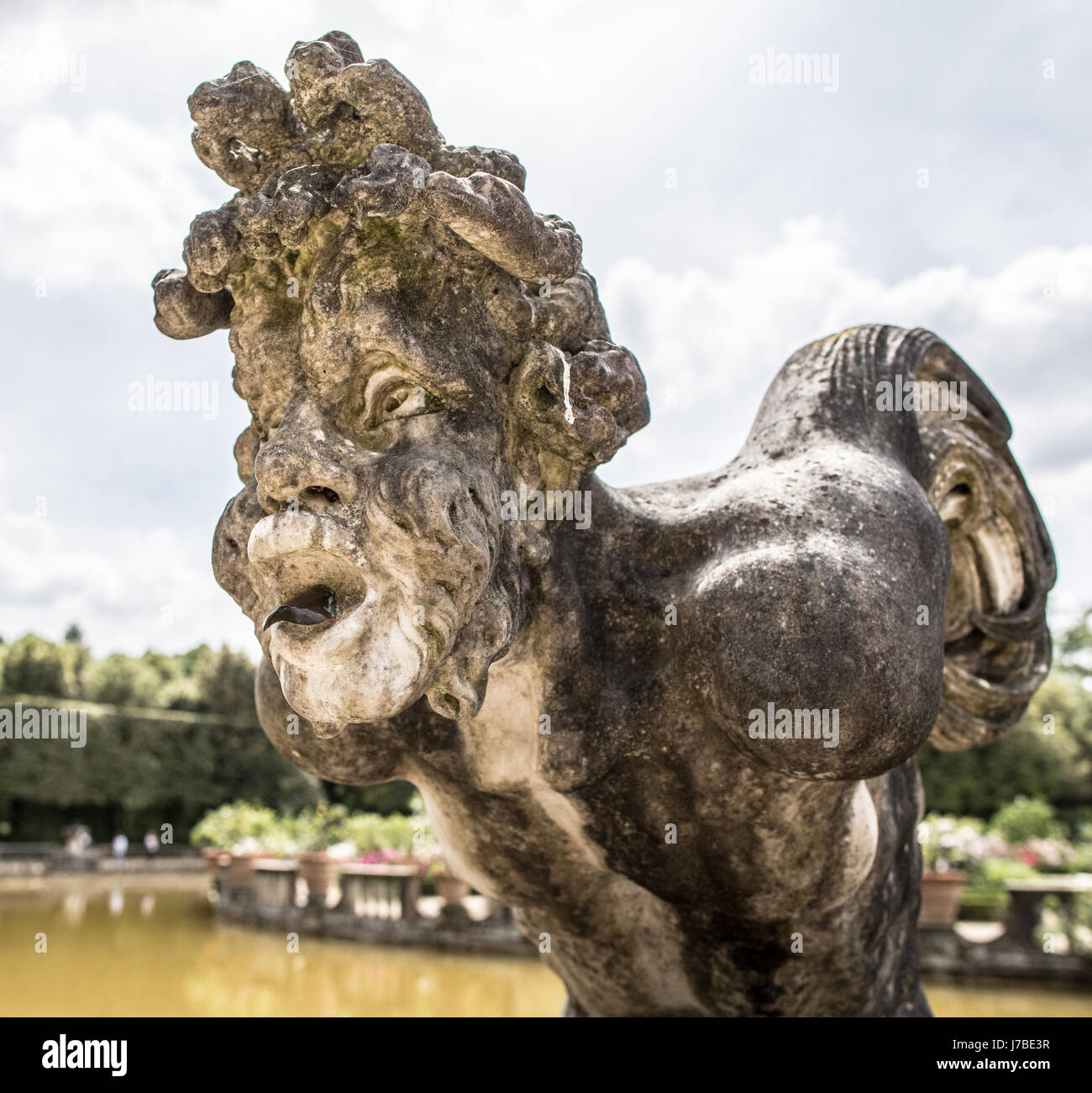 Gargoyle water spout hi-res stock photography and images - Alamy