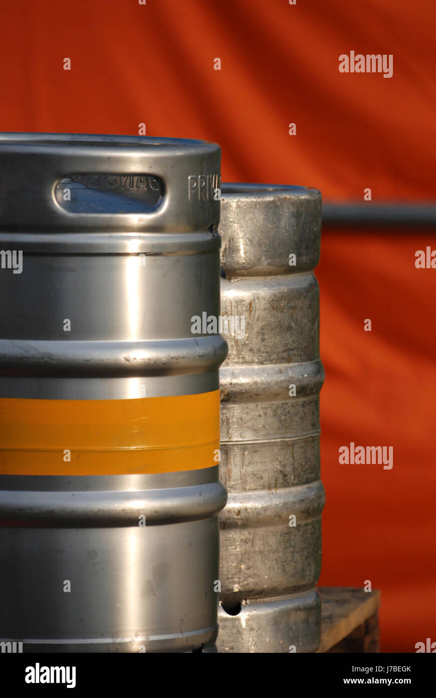 drink metal beer truncated vats beer barrel barrel drinks drink ...