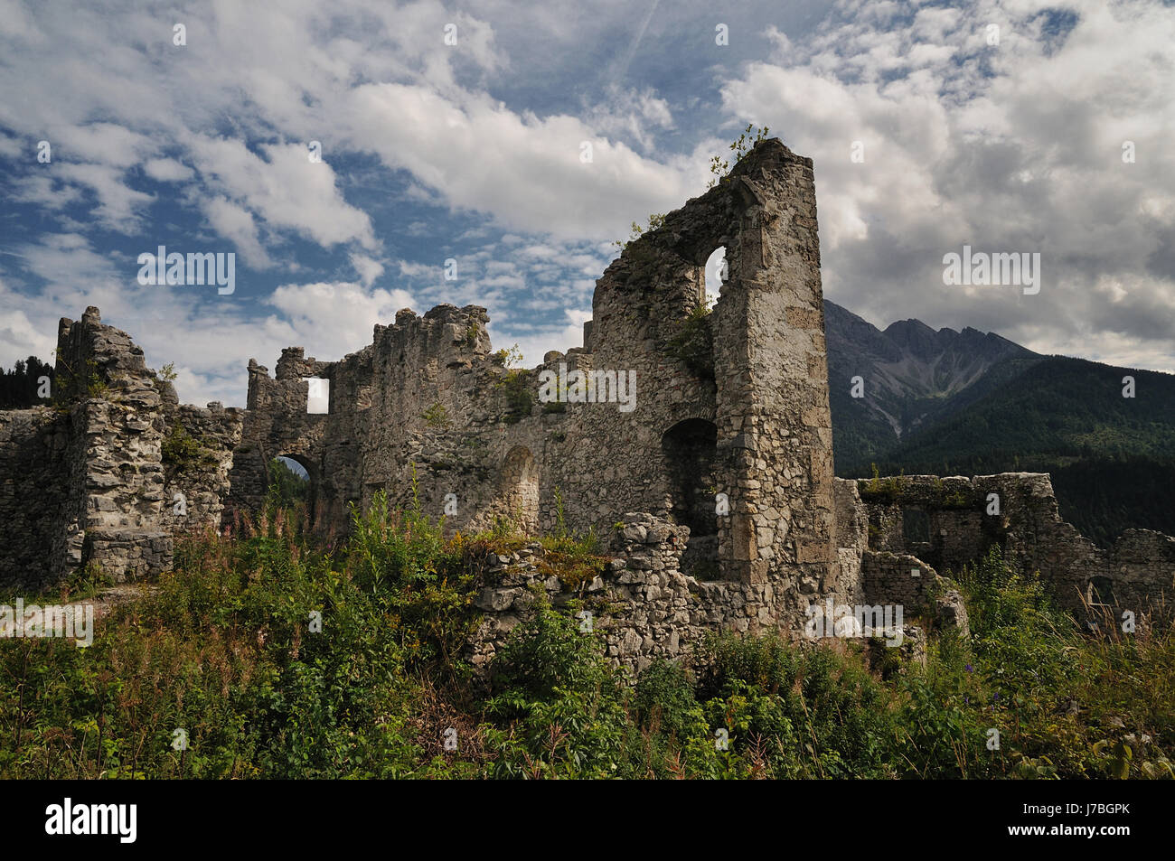 ruin fortress castle wall chateau castle tower historical mountains ...