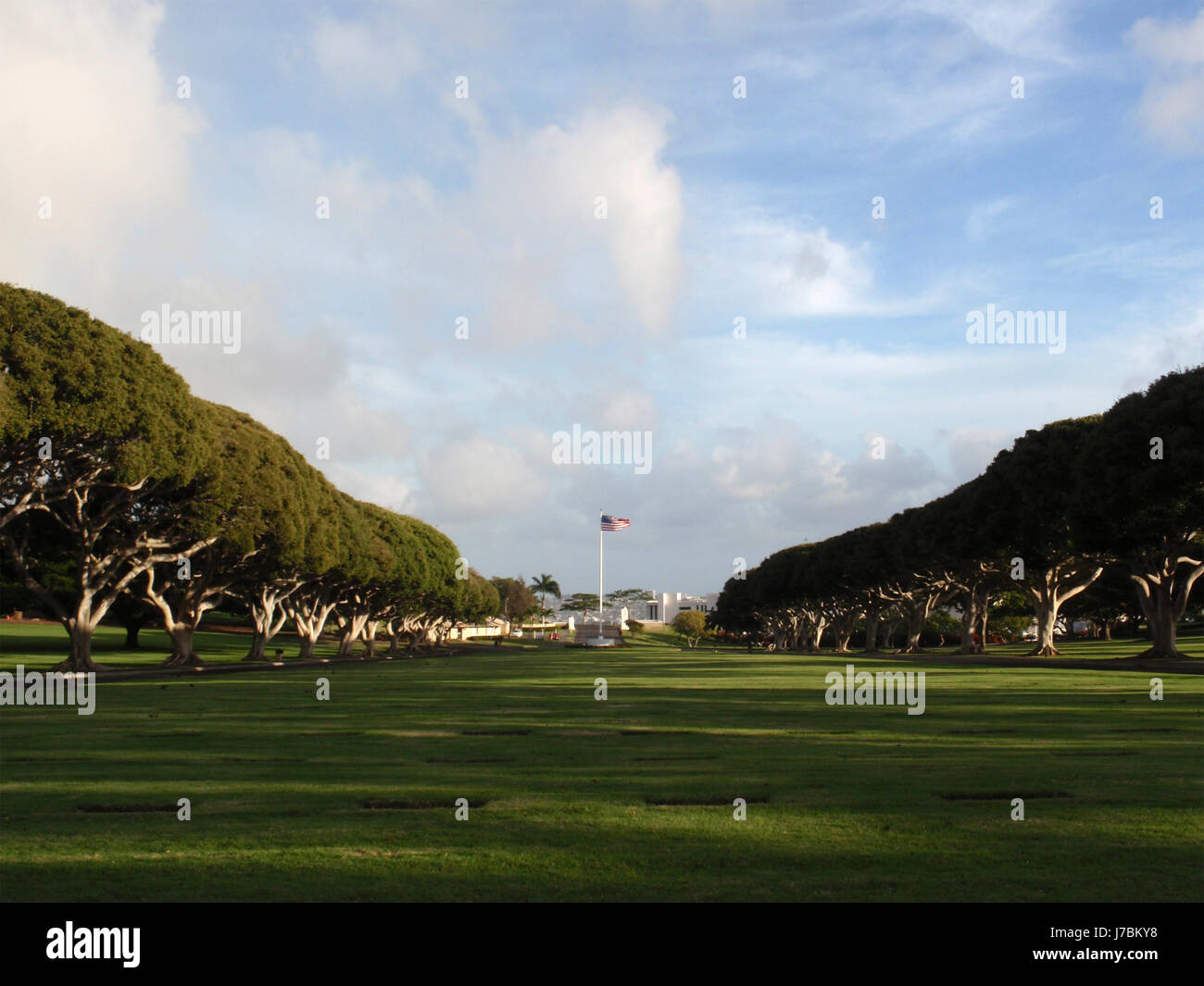 Hawaii memorial park cemetery hi-res stock photography and images - Alamy