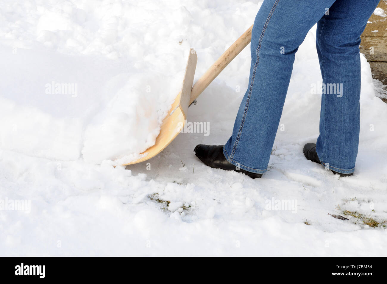 winter shovel snow woman boot winter cold purify throw shovel season ...