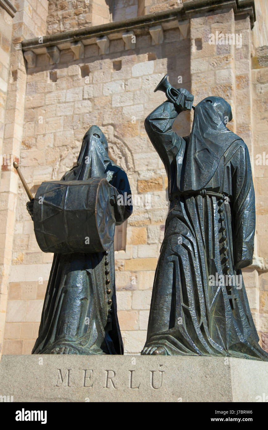 culture holiday vacation holidays vacations statue tourism destination ...