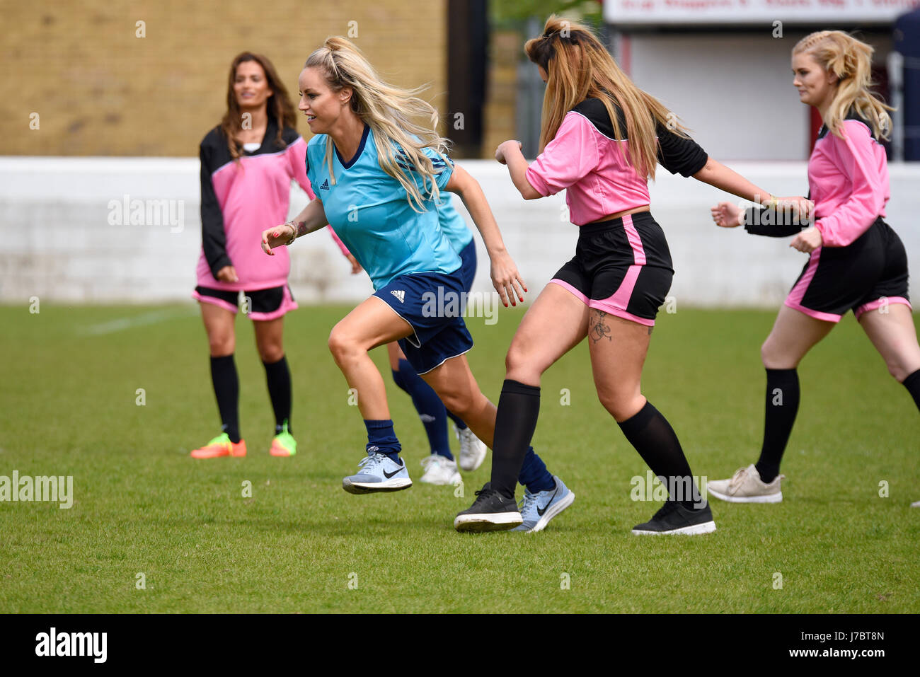 Danielle Mason (model, Big Fat Gypsy Wedding) with Sandy Rae Hunter ...
