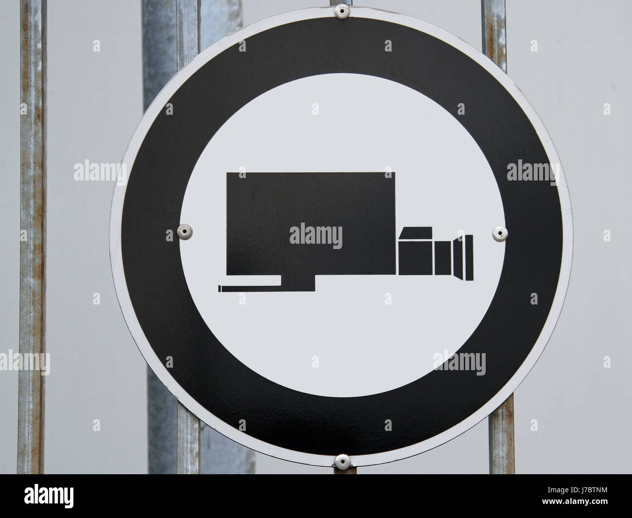 monitoring hint shield pointing pictogram symbol pictograph trade ...