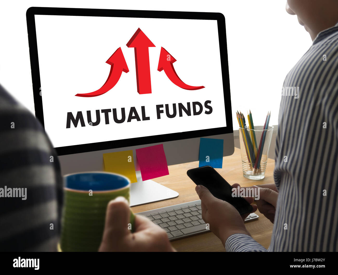 Mutual fund advertisement hi-res stock photography and images - Alamy