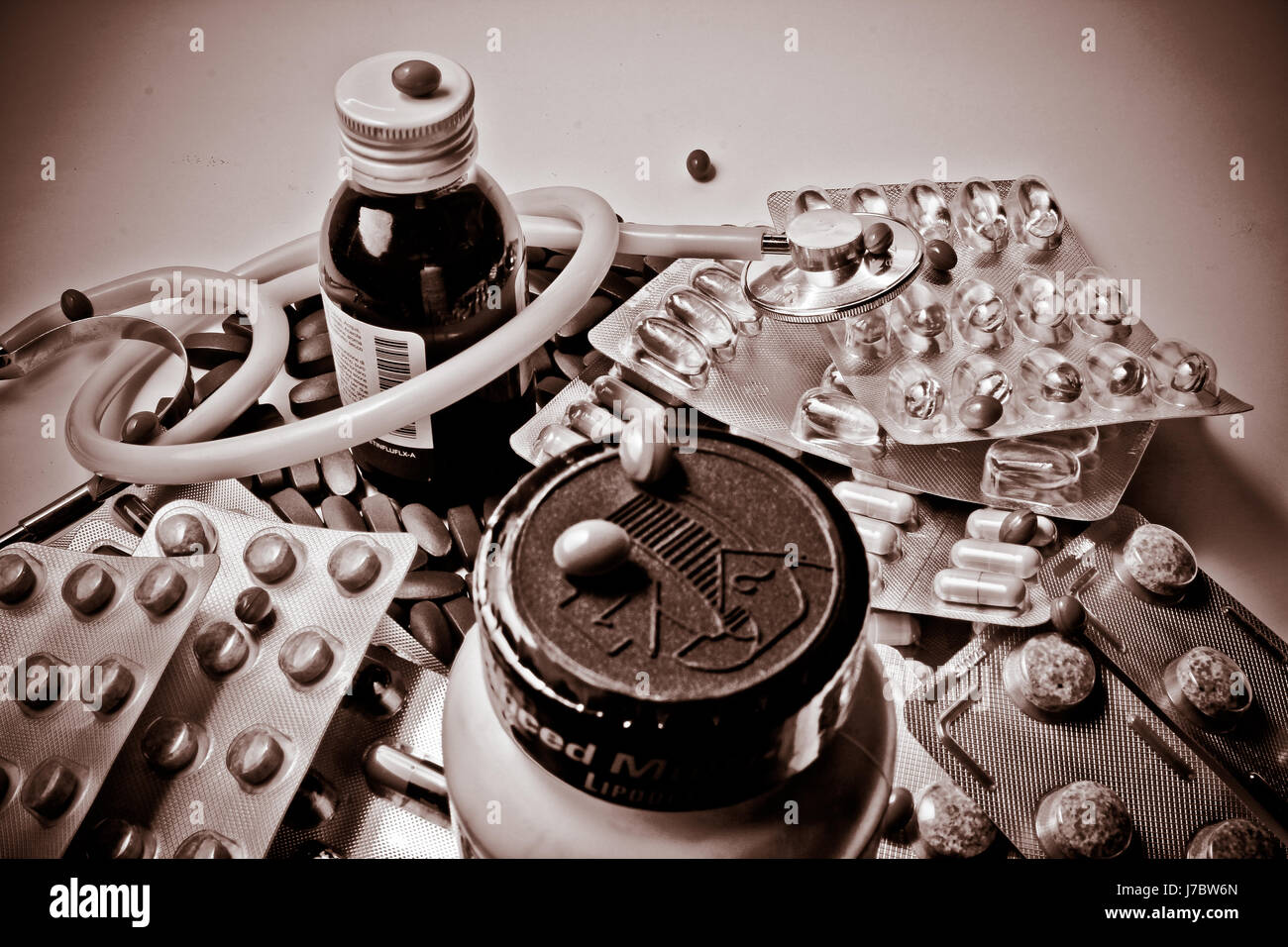 pills, tablets and capsules Stock Photo - Alamy