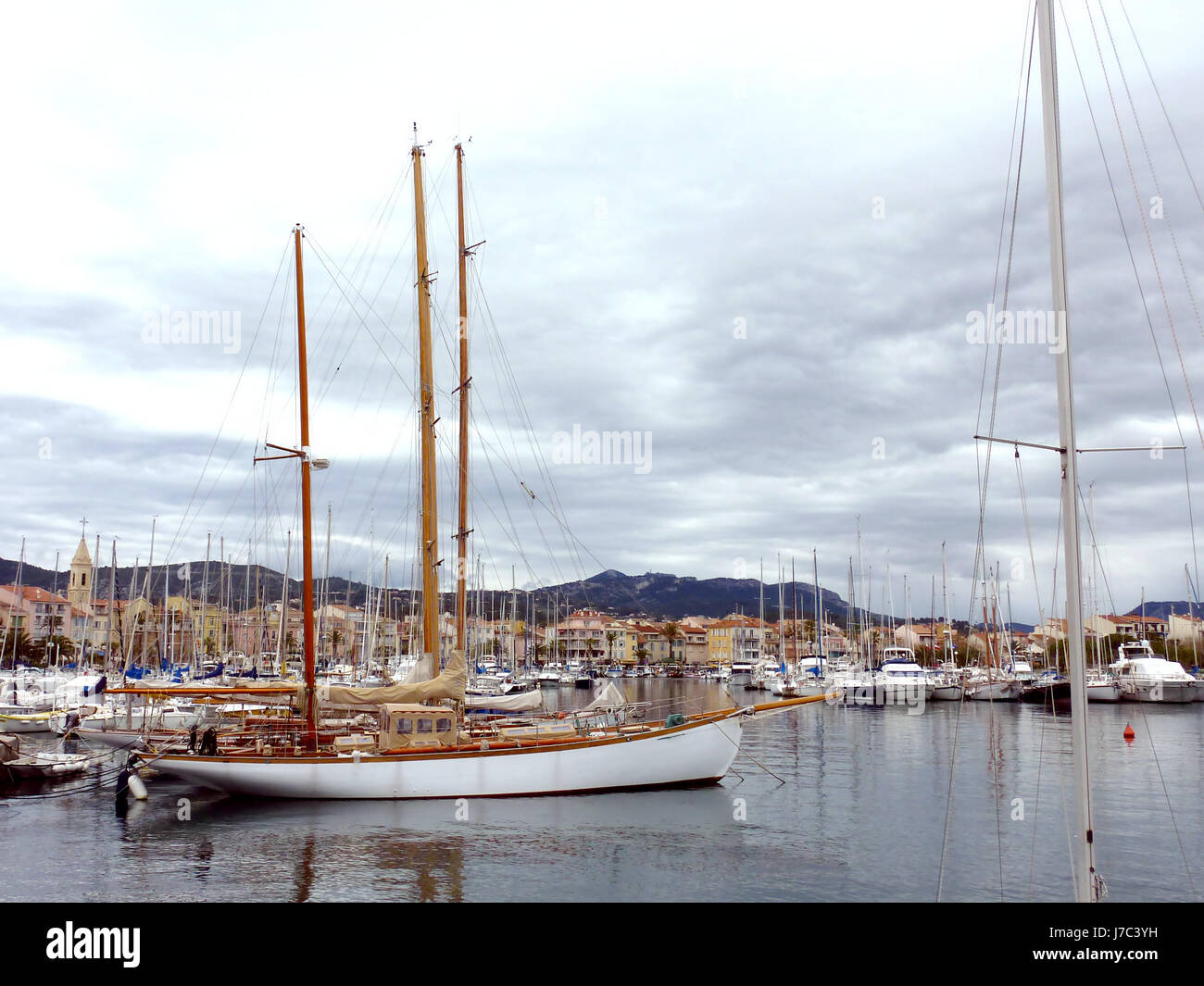harbor france boat salt water sea ocean water rowing boat sailing boat ...