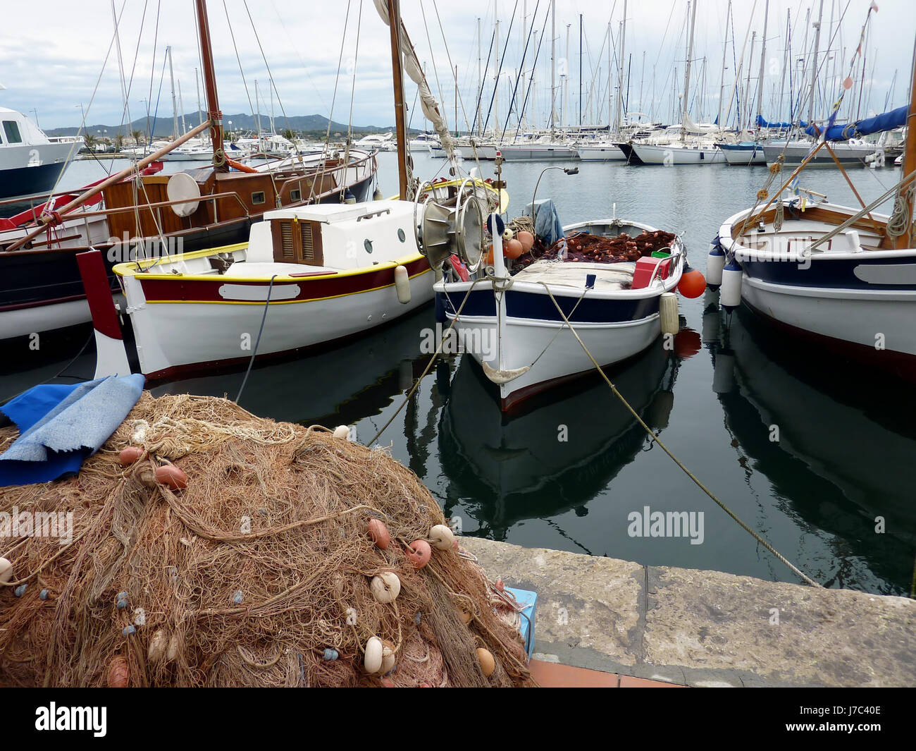 harbor net france fishing boat salt water sea ocean water rowing boat ...