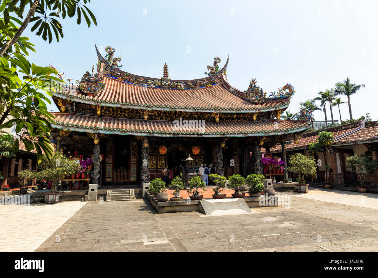 Dalongdong Baoan Temple in Taipei Taiwan Stock Photo - Alamy