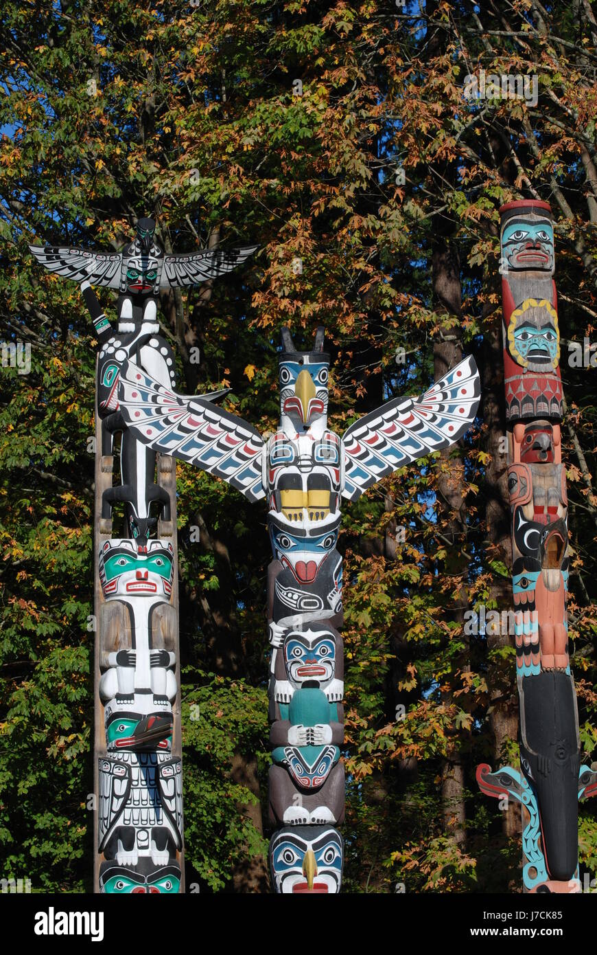 art tree park totem painted indian nature detail cultural art culture ...