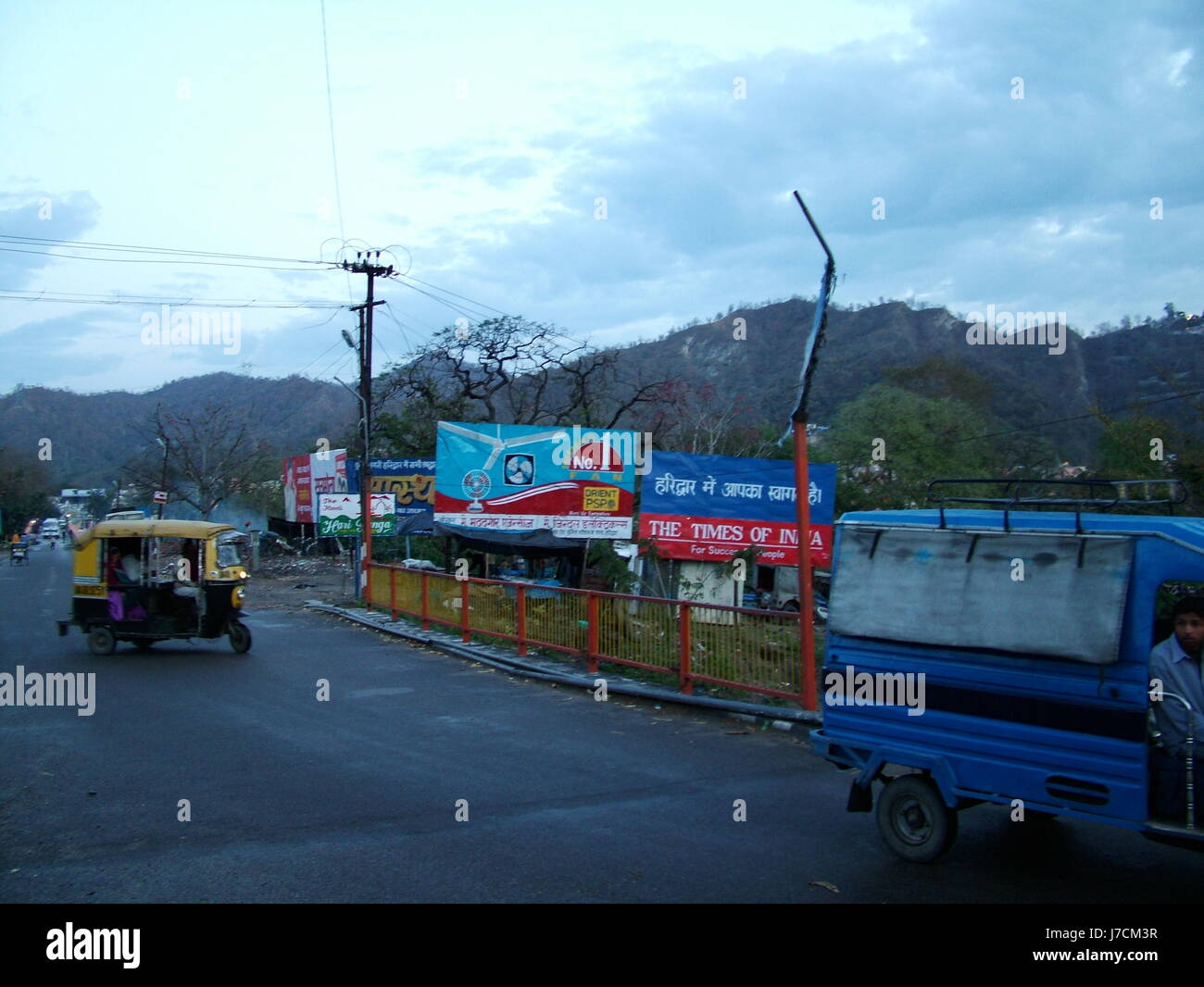 Rishikesh Road, City Centre, Himalaya (Photo Copyright © Saji Maramon ...