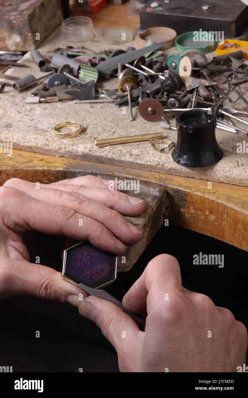 Goldsmiths work hi-res stock photography and images - Alamy