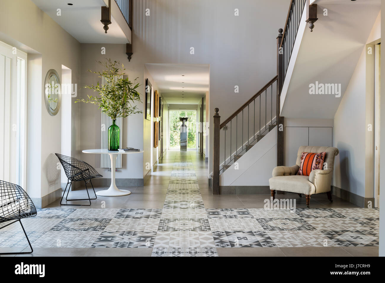 Double height entrance hi-res stock photography and images - Alamy