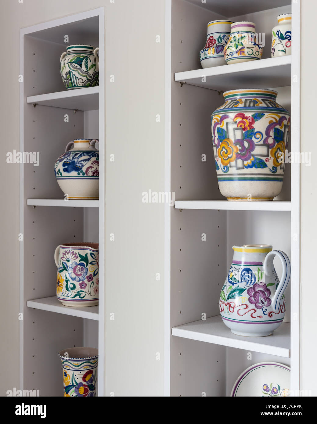 Ceramic storage jars hi-res stock photography and images - Alamy