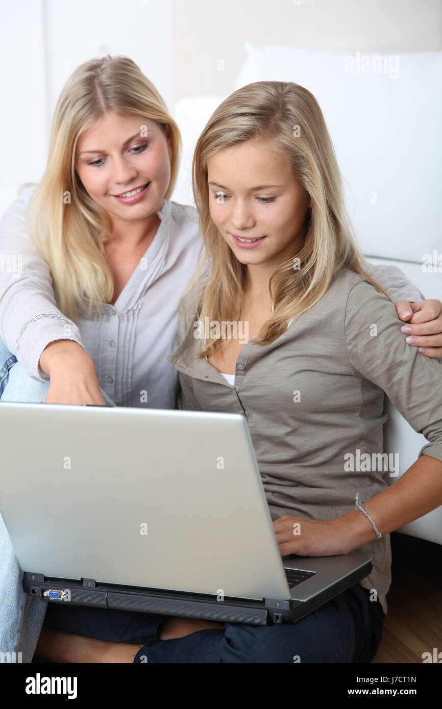 woman laptop notebook computers computer laugh laughs laughing twit ...