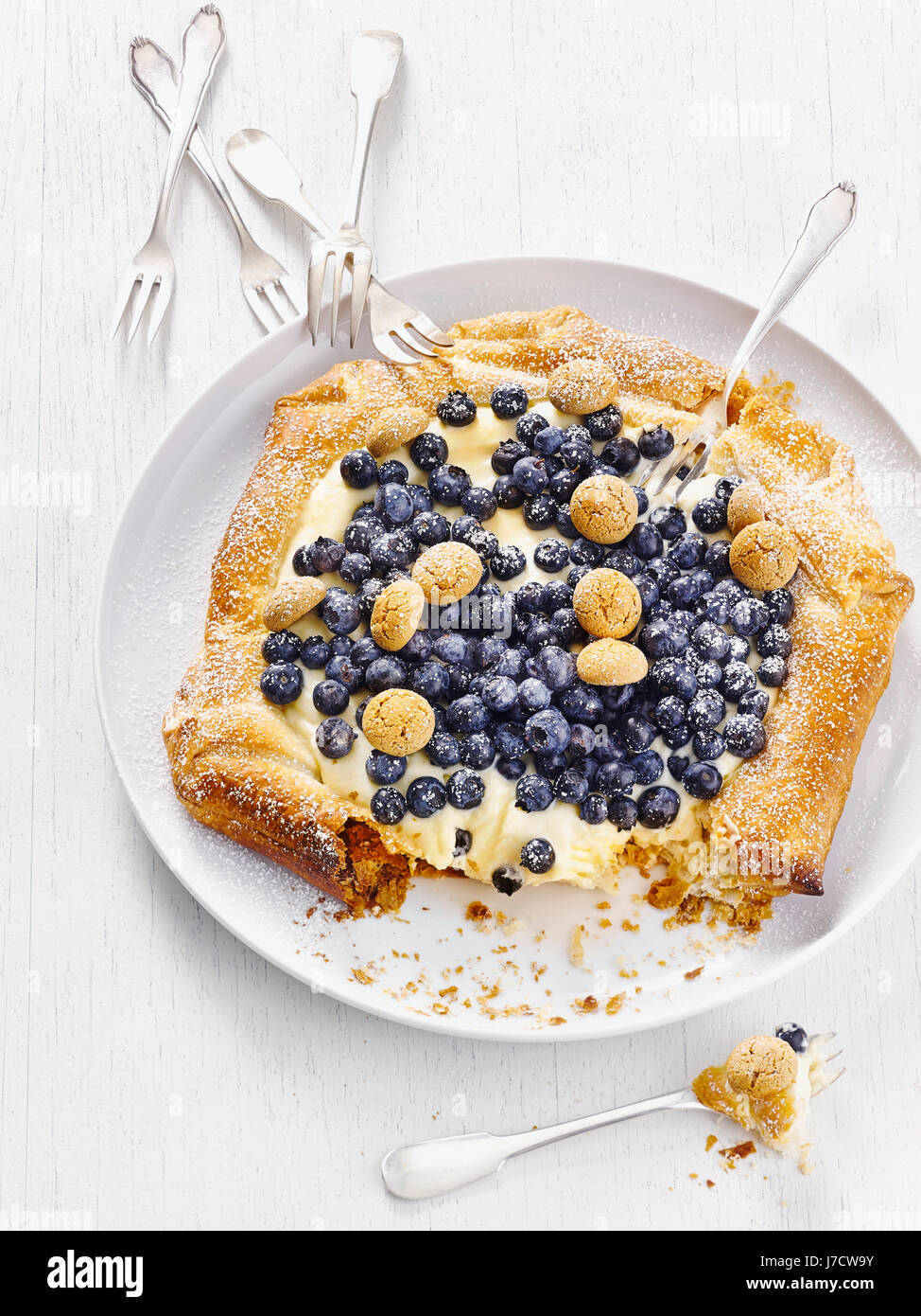 Blueberry puff paste tarte Stock Photo - Alamy