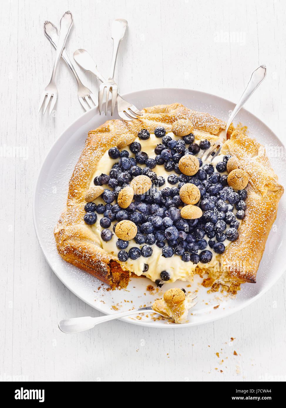 Blueberry puff paste tarte Stock Photo - Alamy