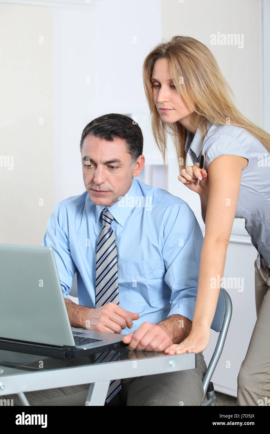 office laptop notebook computers computer presentation desk secretary ...