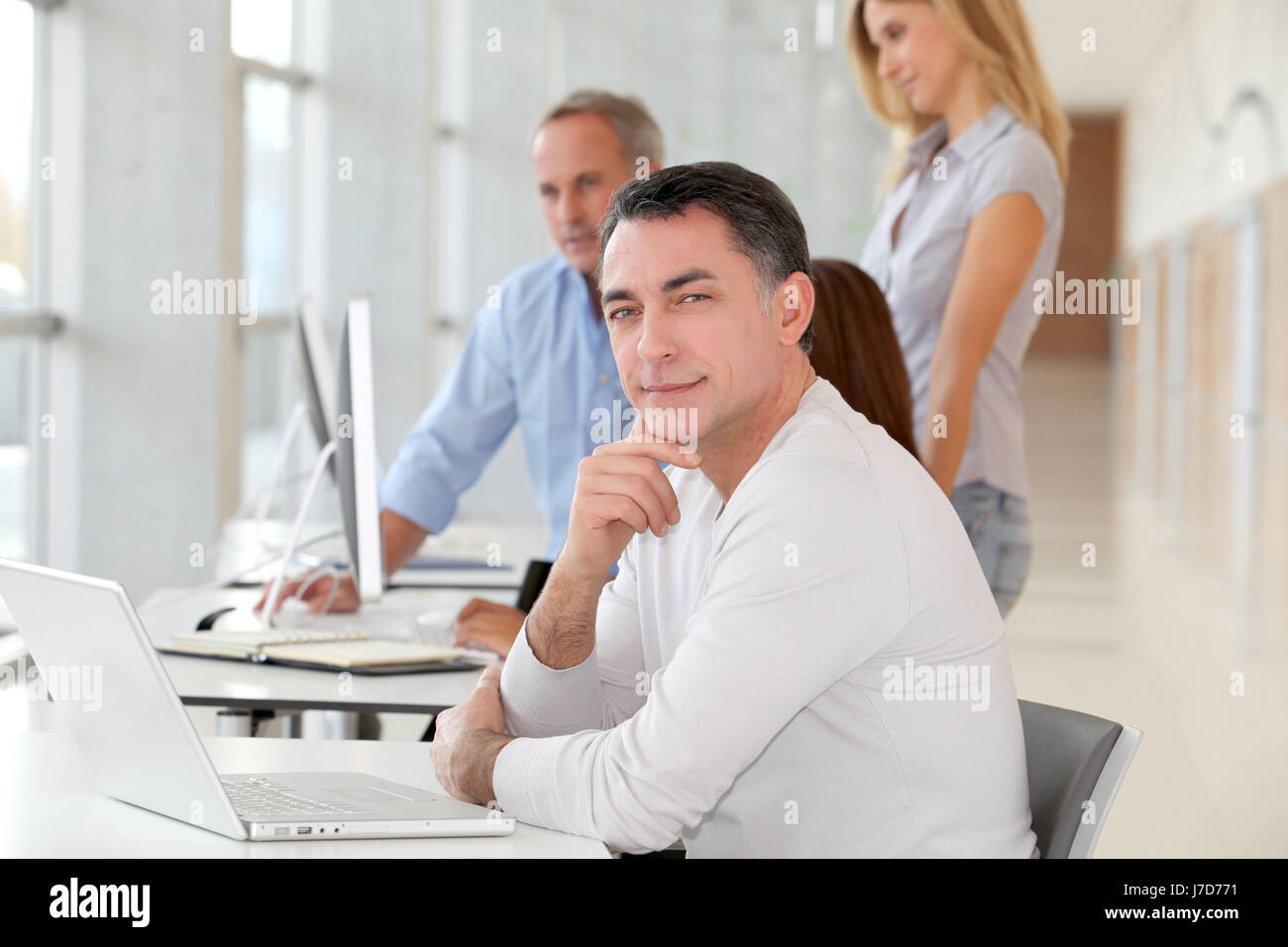 office laptop notebook computers computer laugh laughs laughing twit ...