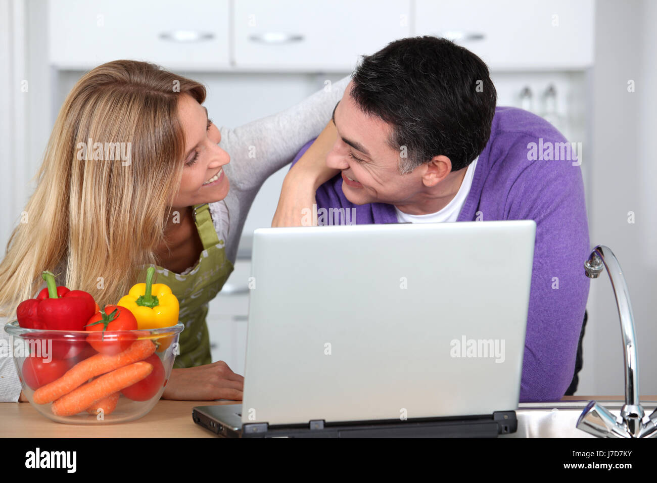 laptop notebook computers computer laugh laughs laughing twit giggle ...