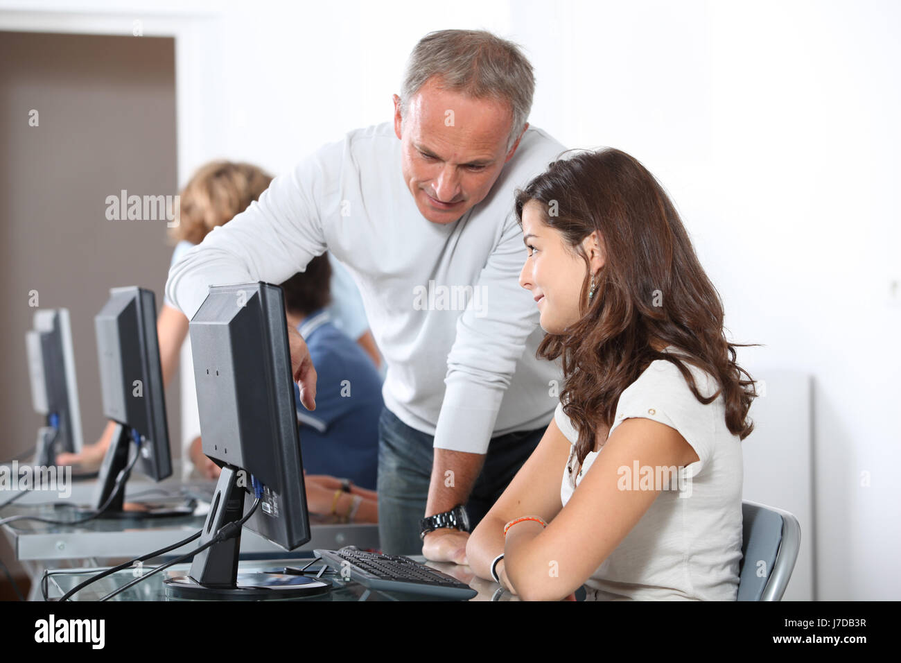 teacher adult computing class training teenager student adults course ...