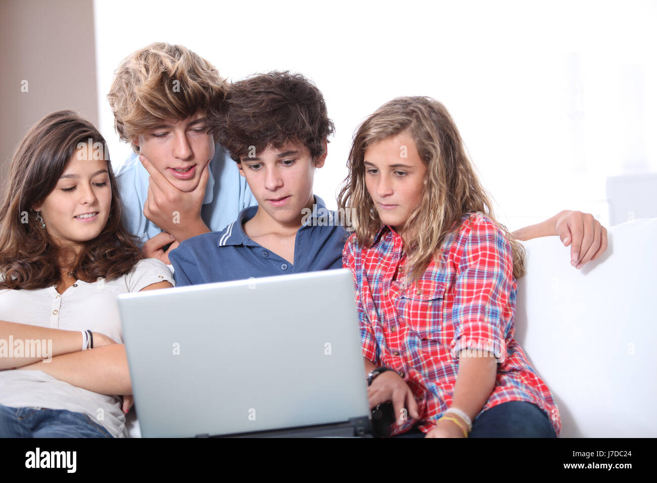 laptop notebook computers computer laugh laughs laughing twit giggle ...