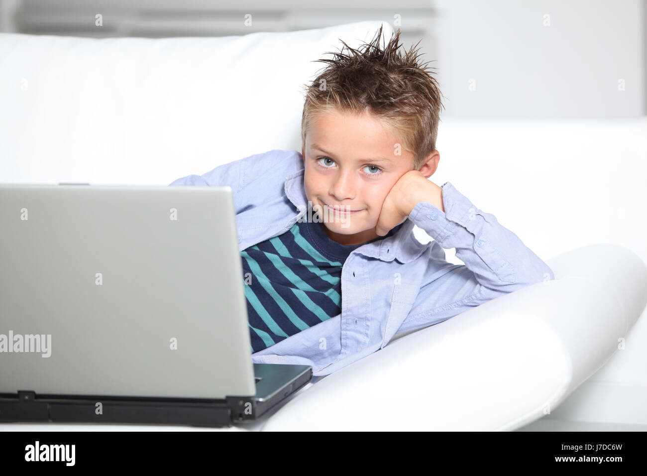blue laptop notebook computers computer laugh laughs laughing twit ...