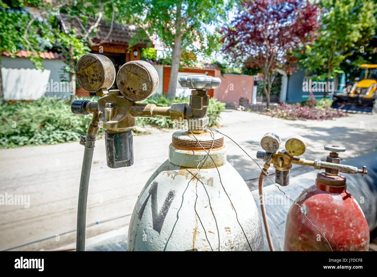 Acetylene tank hi-res stock photography and images - Alamy