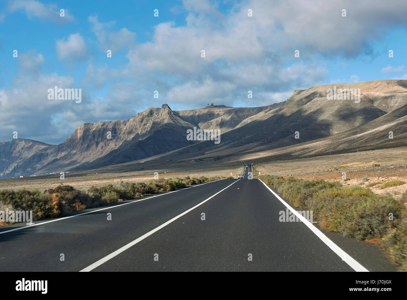 Road to famara beach hi-res stock photography and images - Alamy