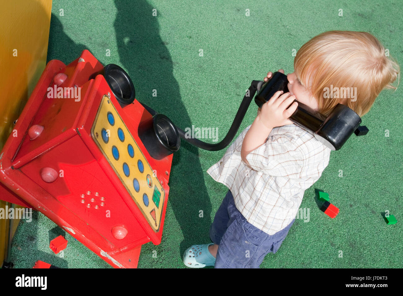 telephone phone game tournament play playing plays played communication ...