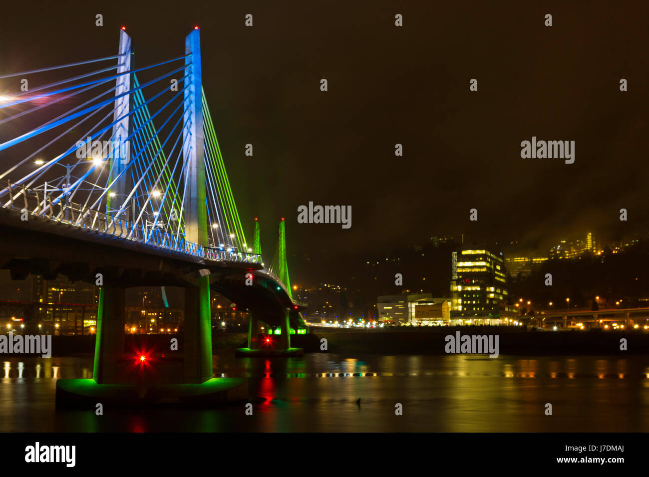 Tilikum Crossing, a new lightrail, bike, and pedestrian bridge in ...