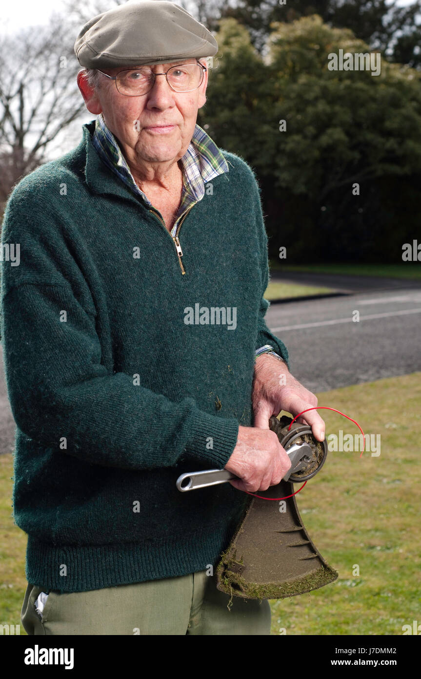 Man 80s gardening hi-res stock photography and images - Alamy