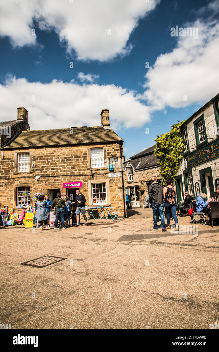 Bakewell shops in peak district hi-res stock photography and images - Alamy