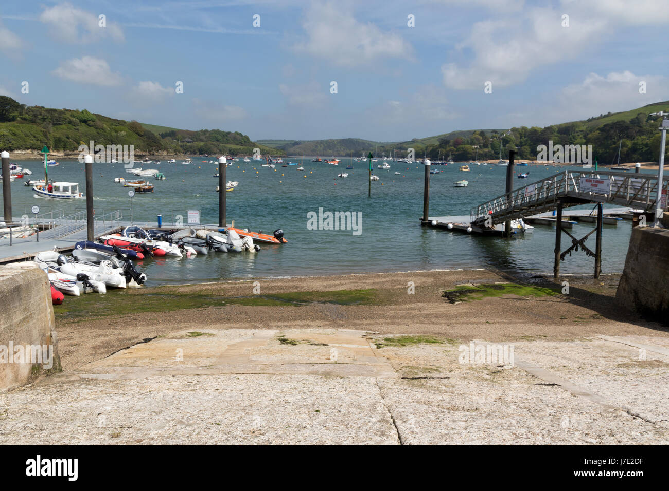 Devon uk boats yachts dinghy hi-res stock photography and images - Alamy