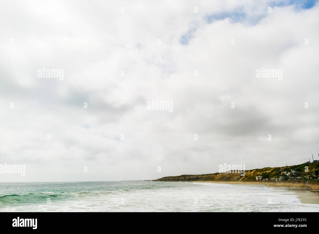 Shoreline scene hi-res stock photography and images - Alamy
