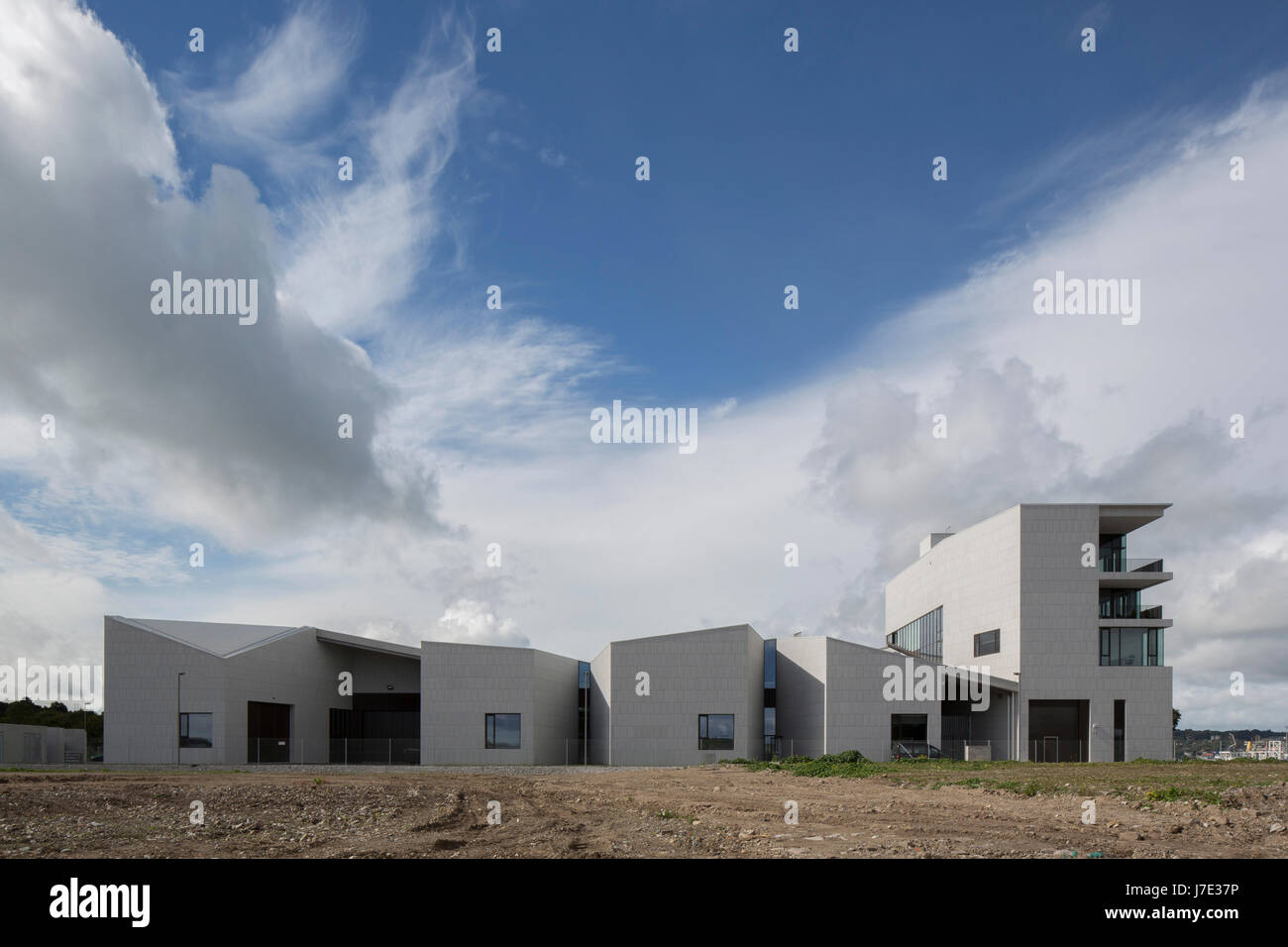 Front elevation of testing facilities and research block. Beaufort ...