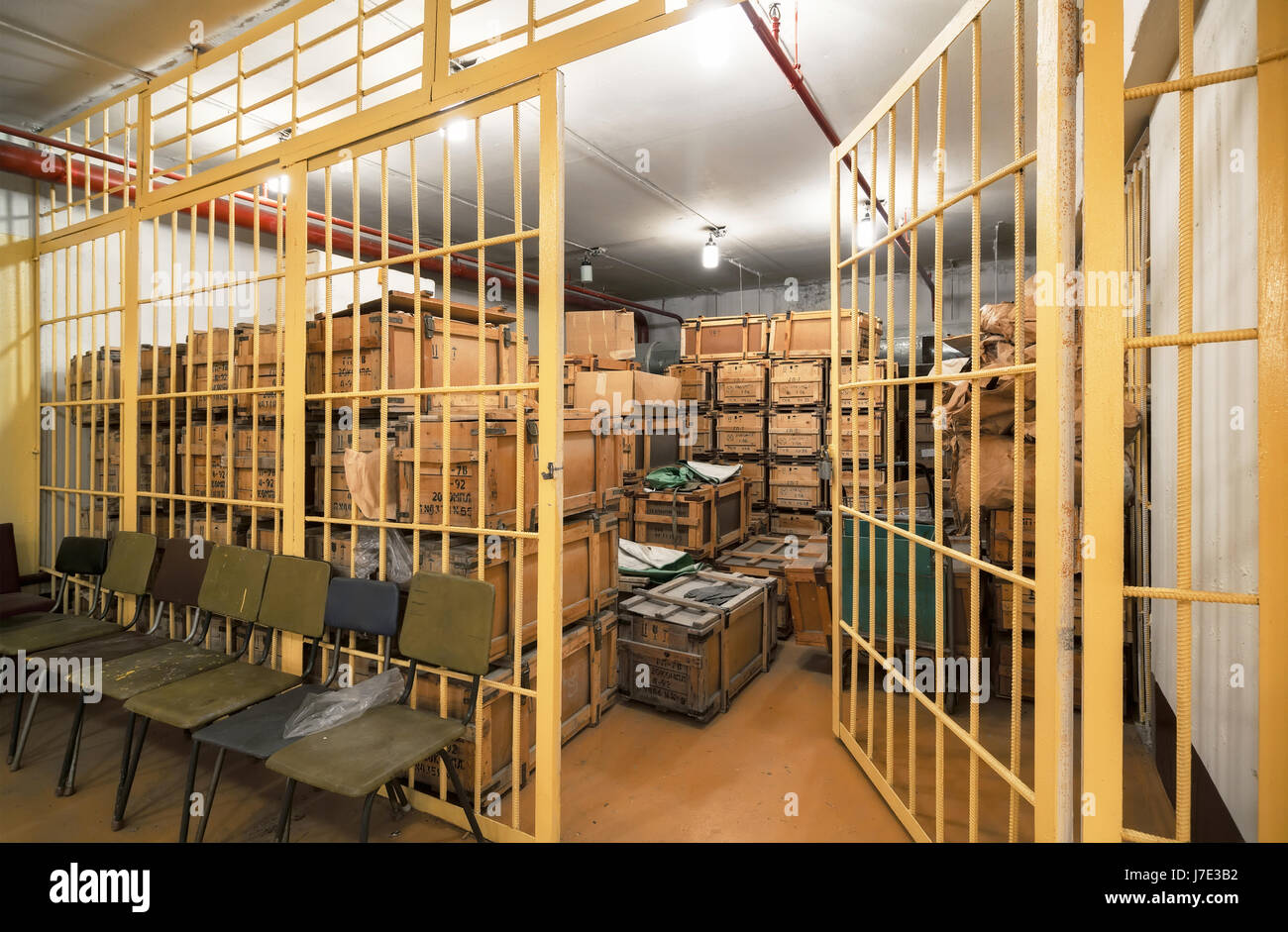 Was warehouse military equipment hi-res stock photography and images ...